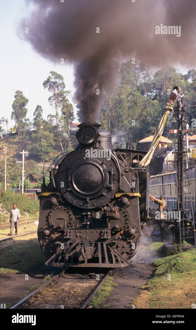 Steam locomotive coonoor station tamil hi-res stock photography and ...