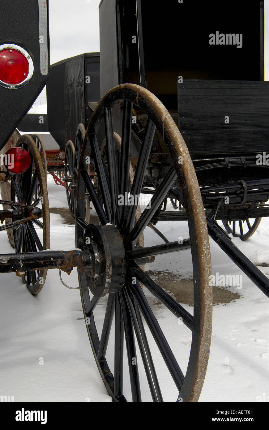 Amish buggy horse auction in hi-res stock photography and images - Alamy