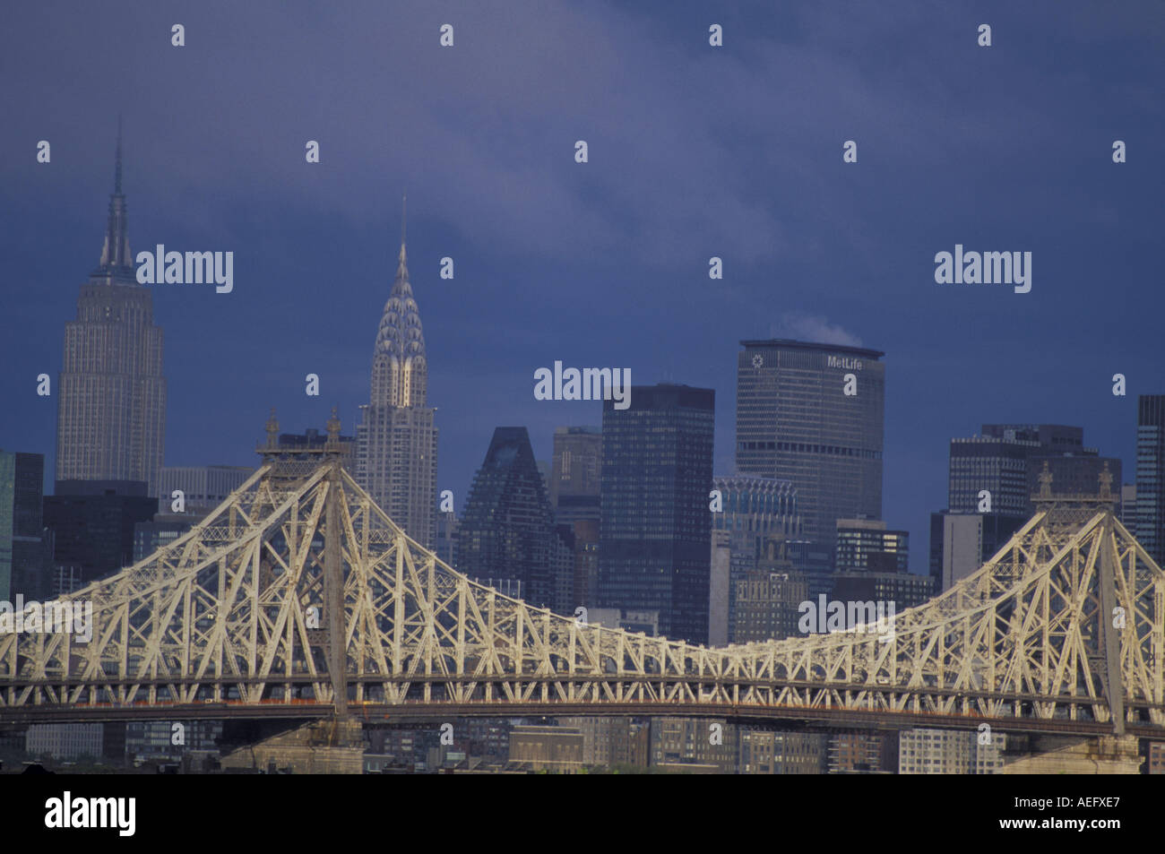 Queensboro bridge skyline of NYC Stock Photo - Alamy