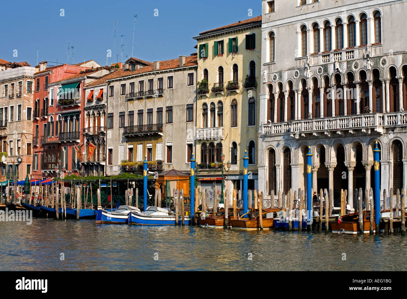 Riva del Carbon area Grand Canal Venice Italy Stock Photo - Alamy