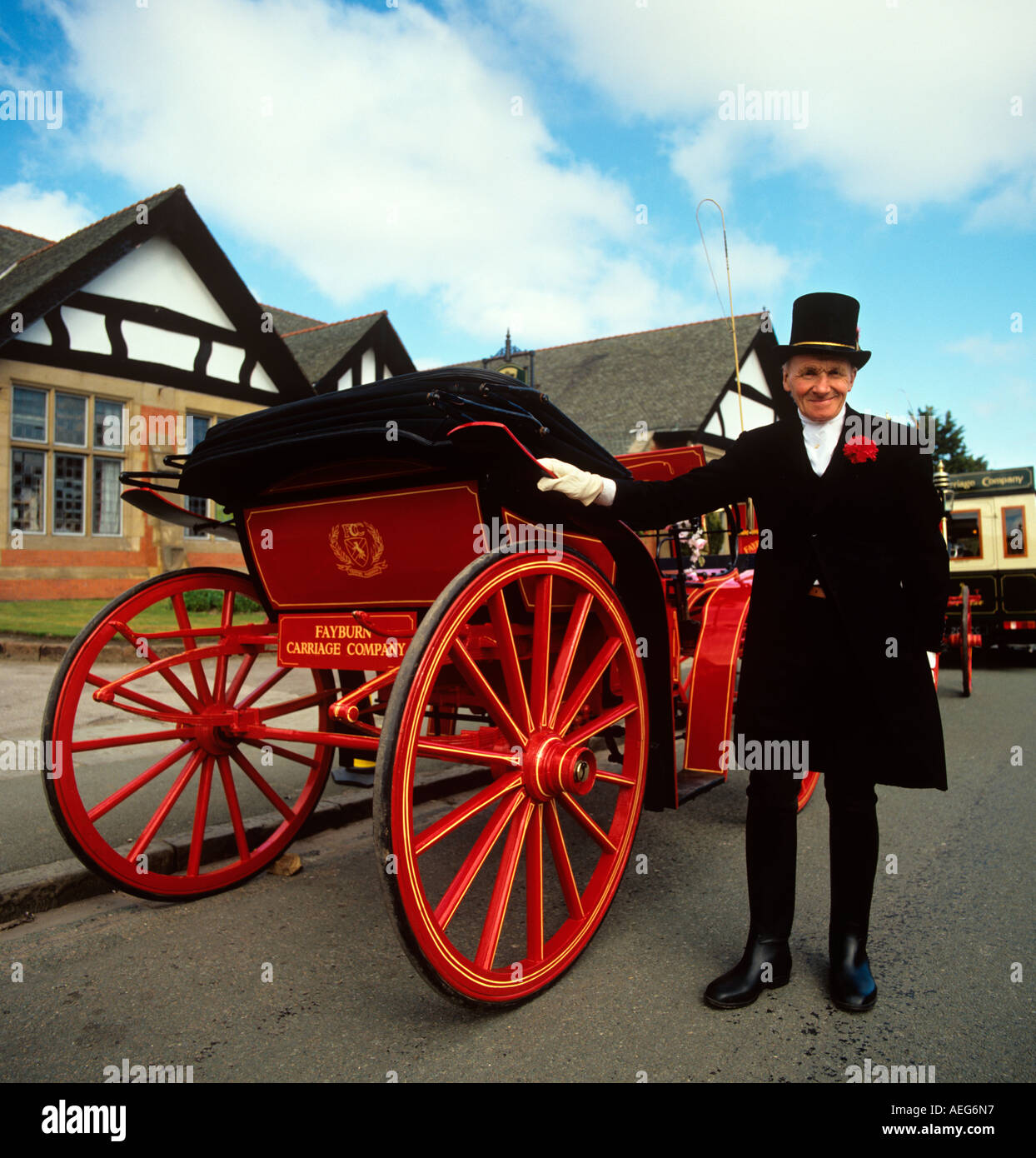 Transport Liveried Man with horse drawn carriage Stock Photo - Alamy