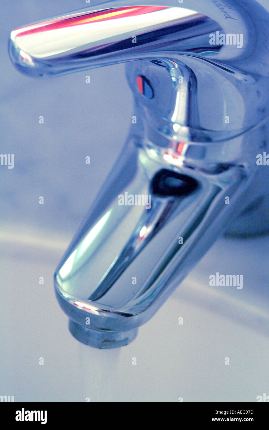 Sweet home sink tap faucet hi-res stock photography and images - Alamy