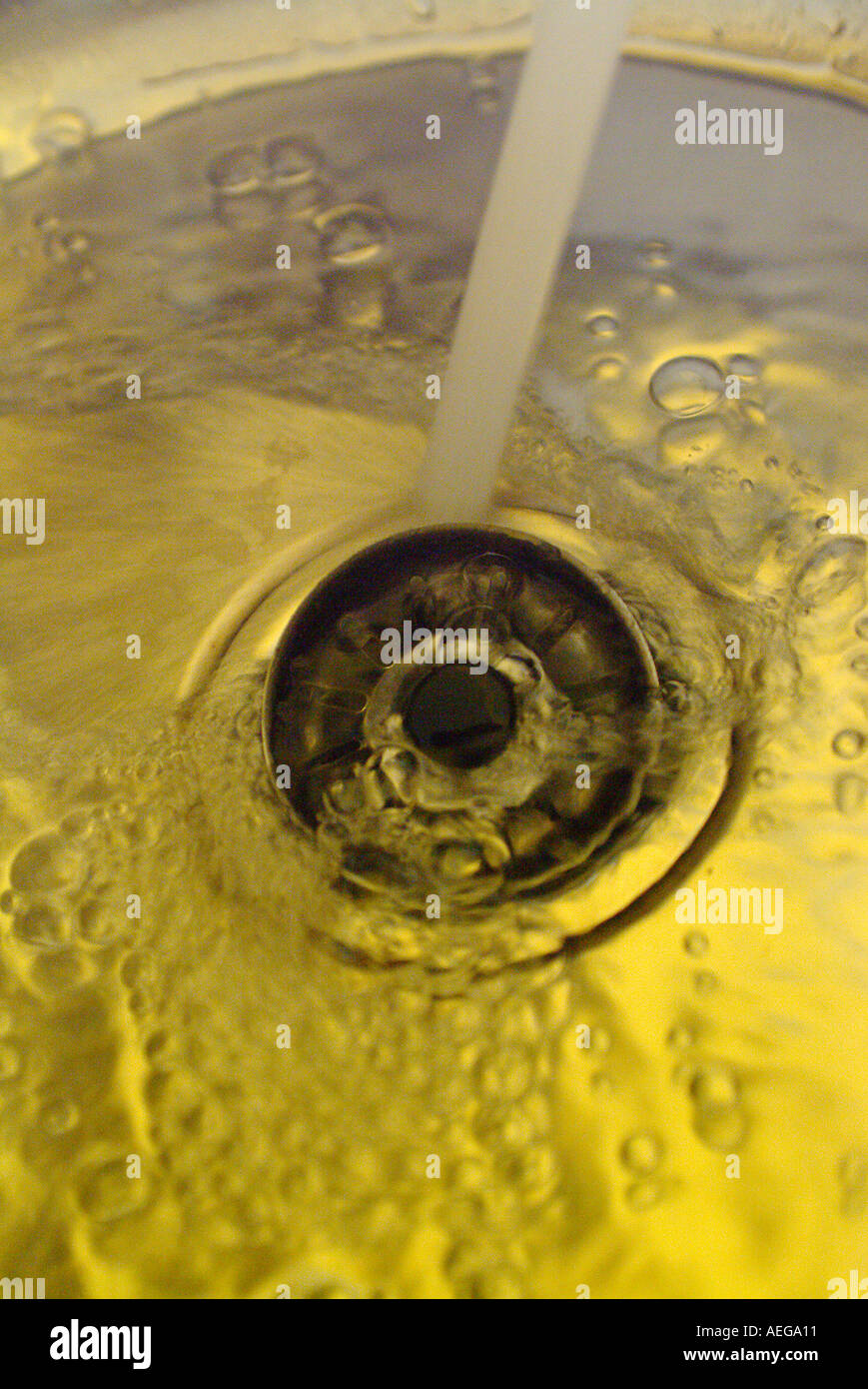 Sweet Home sink stainless steel grille running water yellowish bubbles ...