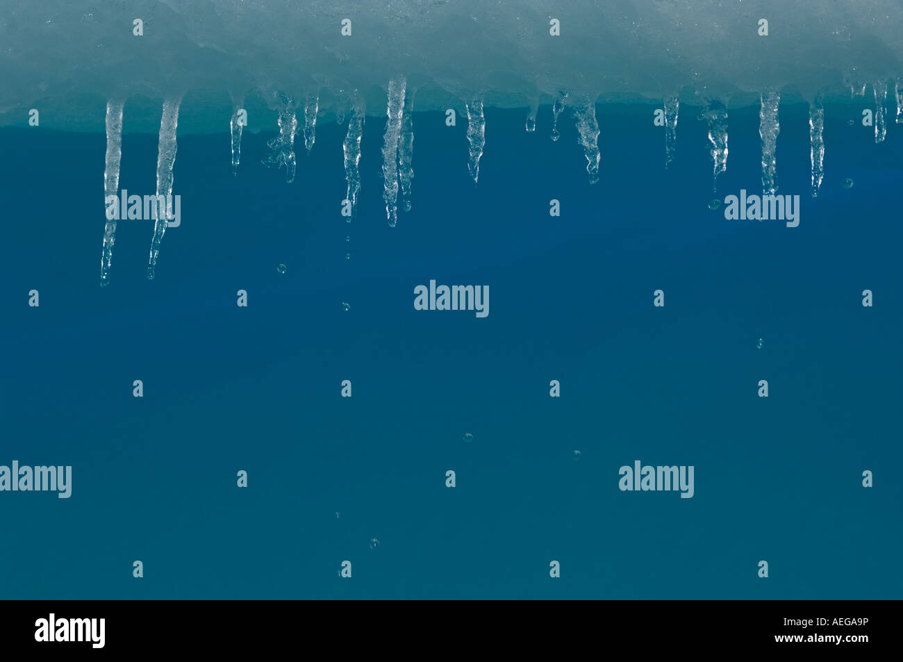 Melting iceberg dripping water hi-res stock photography and images - Alamy