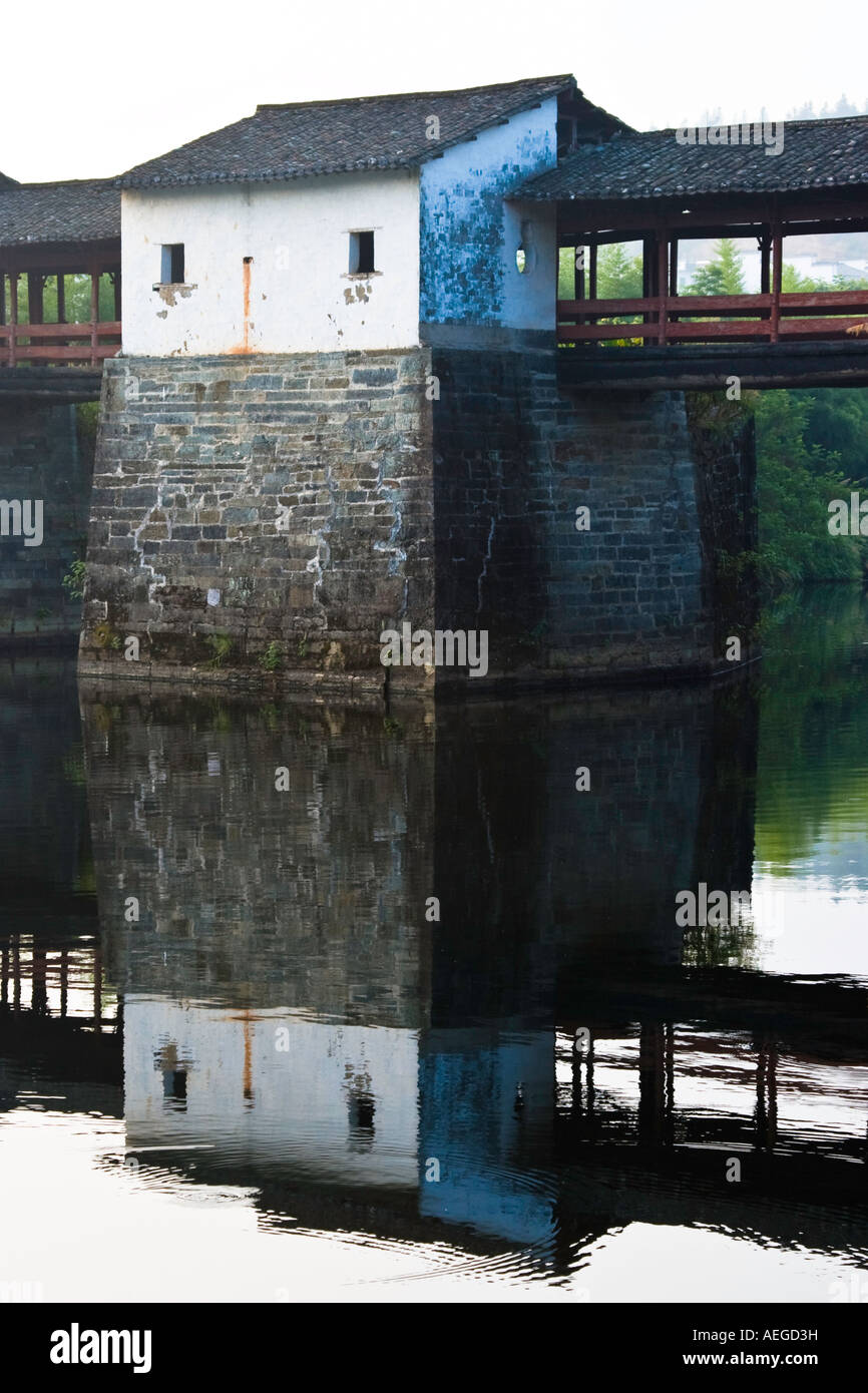Song Dynasty Caihong Bridge Qinghua Village Wuyuan China Stock Photo ...