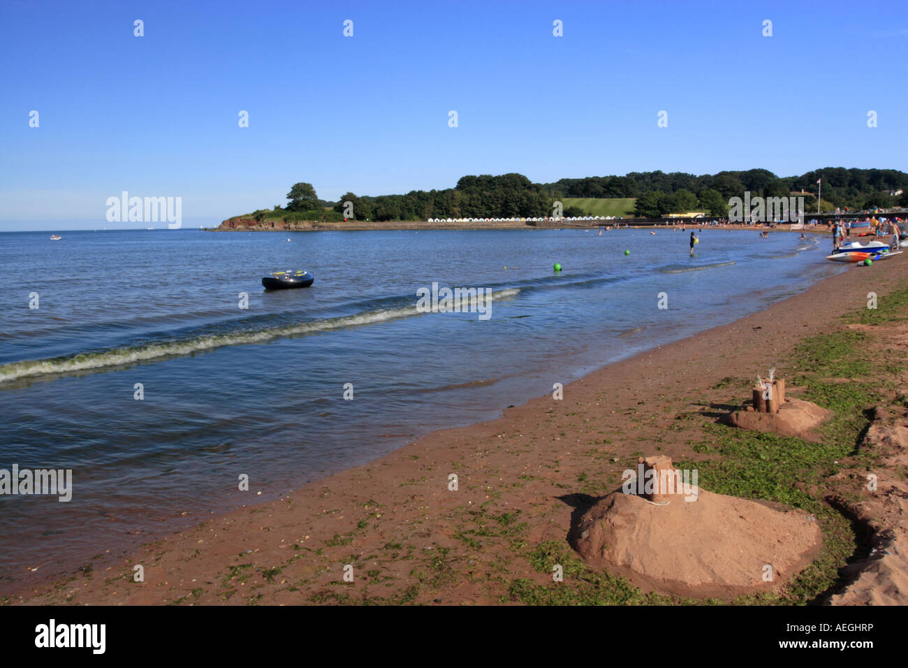 Beach huts broadsands beach devon hi-res stock photography and images ...
