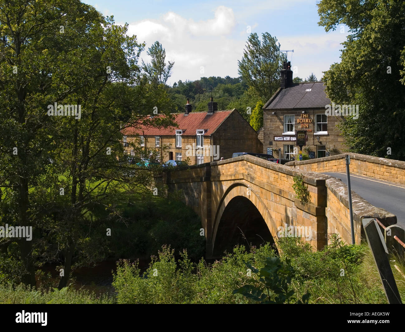 Bridge over the river Esk and pub in Lealholm North Yorkshire UK Stock ...