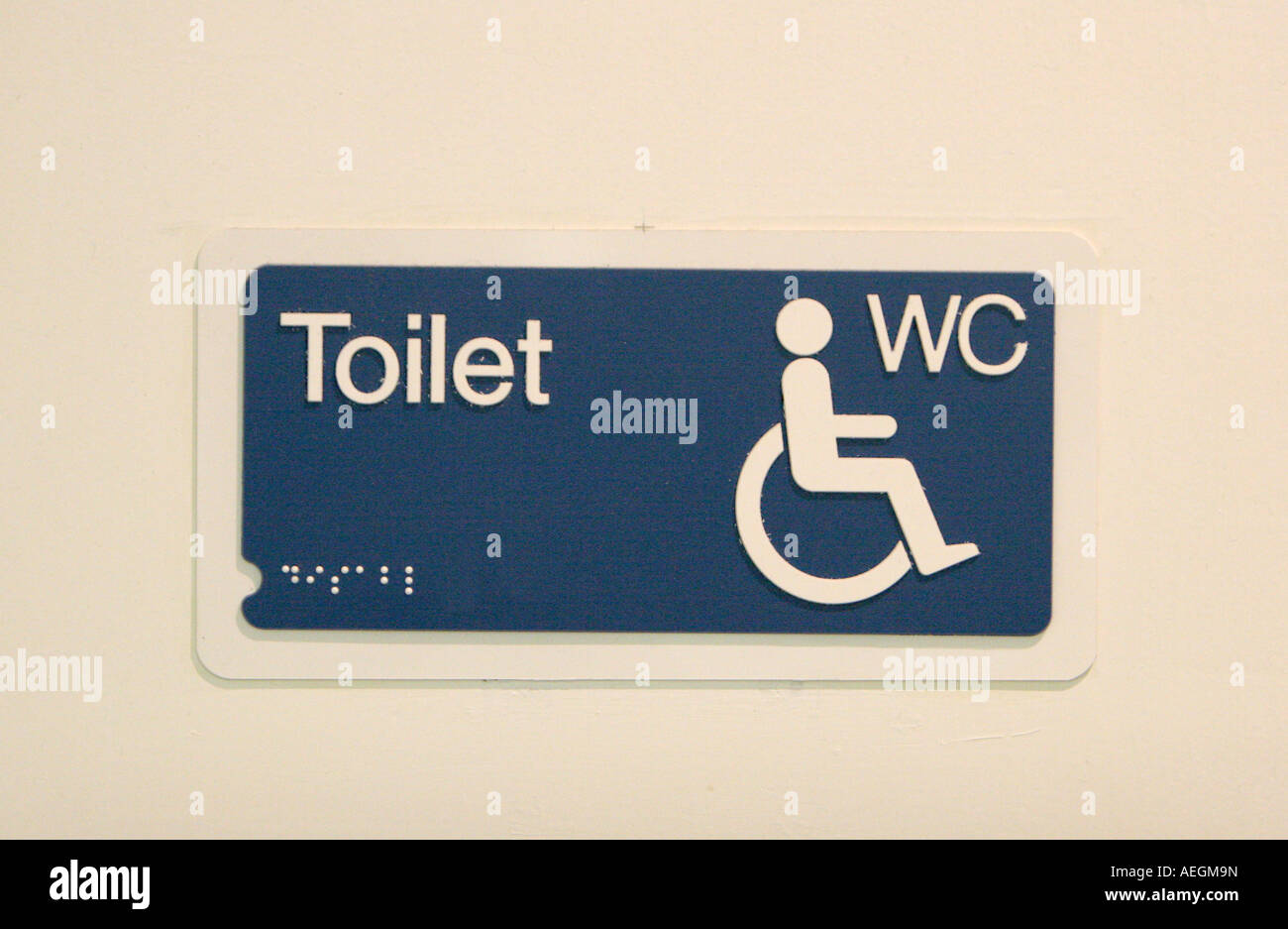 Handicap toilet sign Stock Photo - Alamy