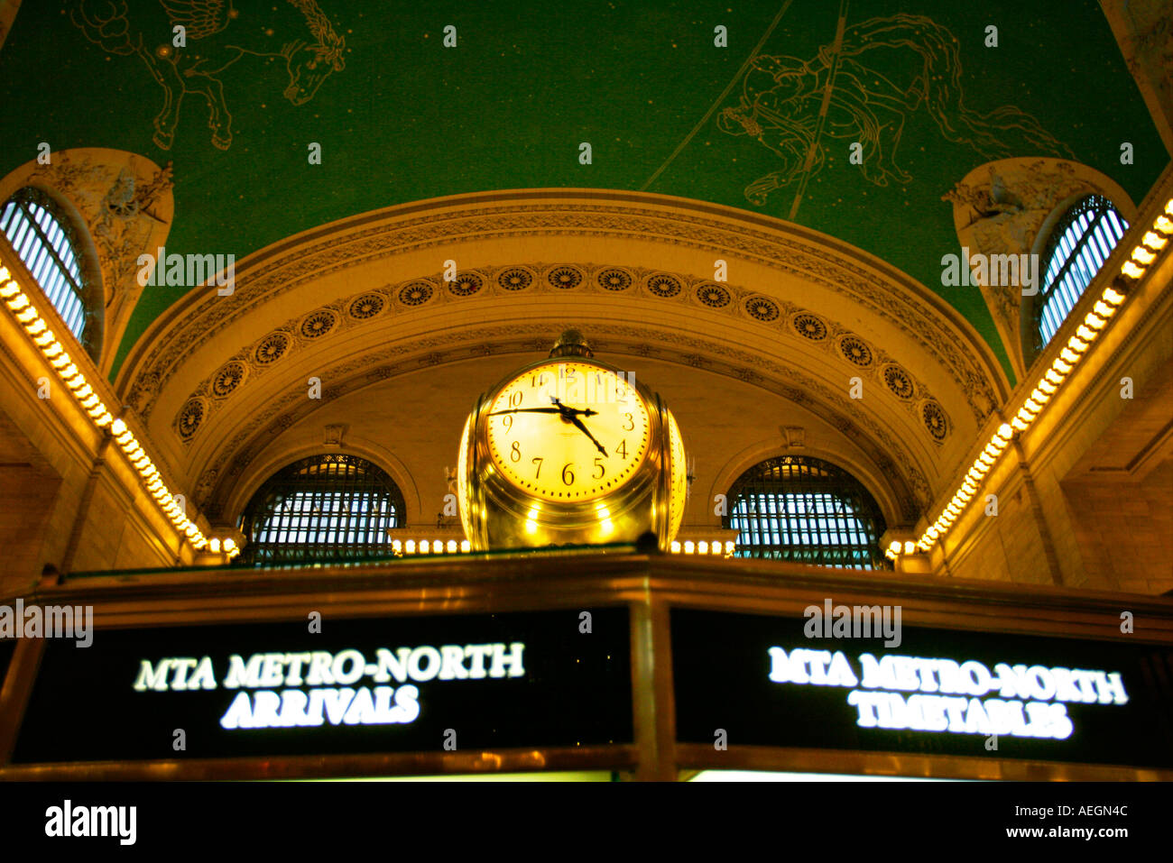 New York City clock at Grand Central Station Stock Photo - Alamy