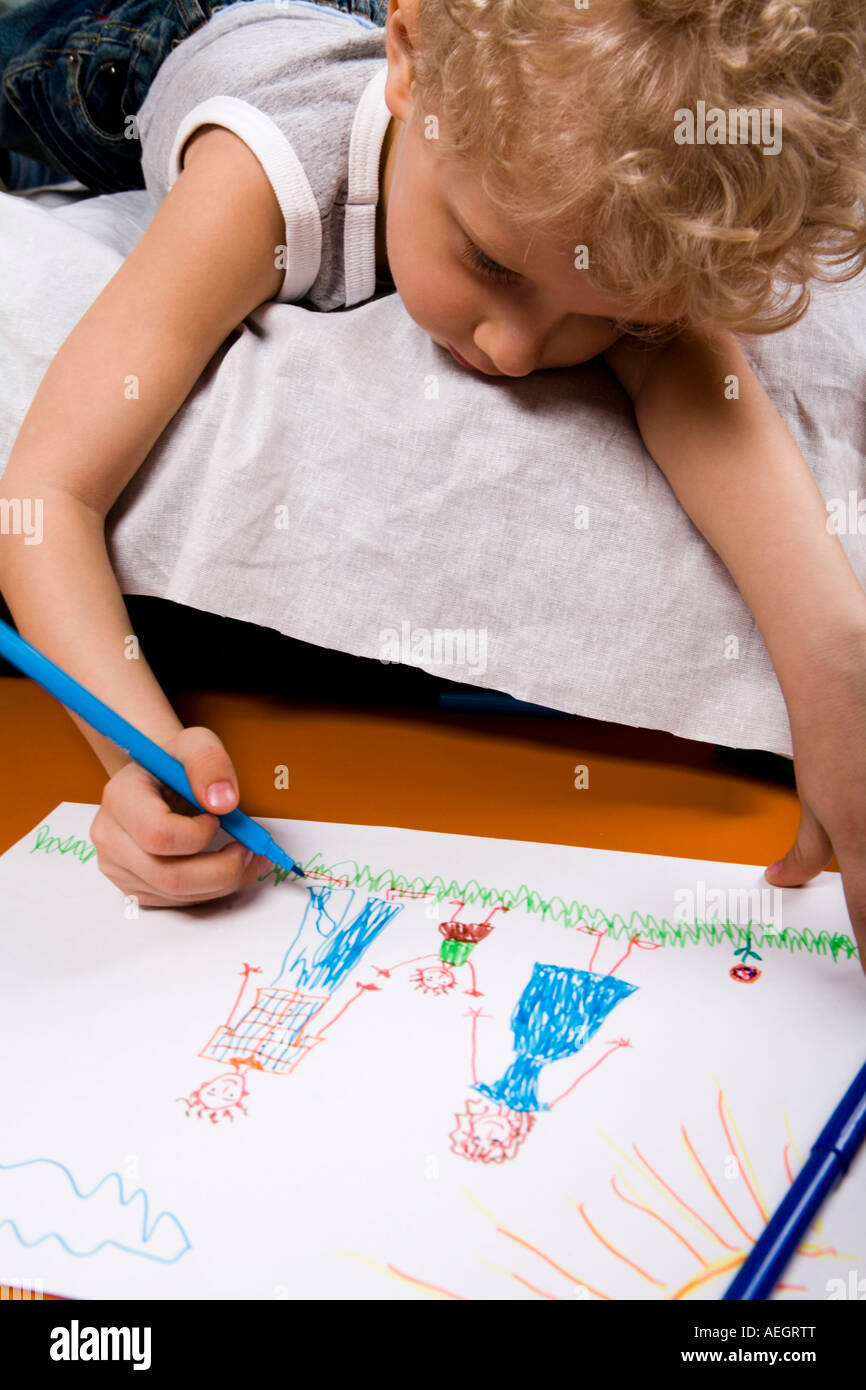 Drawing process animation hi-res stock photography and images - Alamy