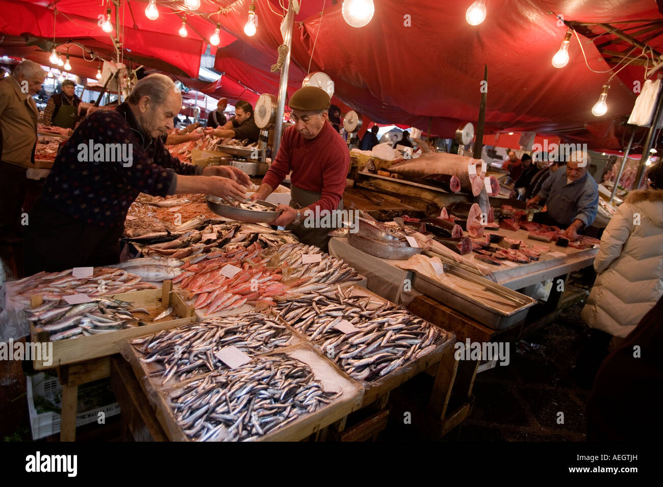Catania fish market Sicily Italy Stock Photo - Alamy