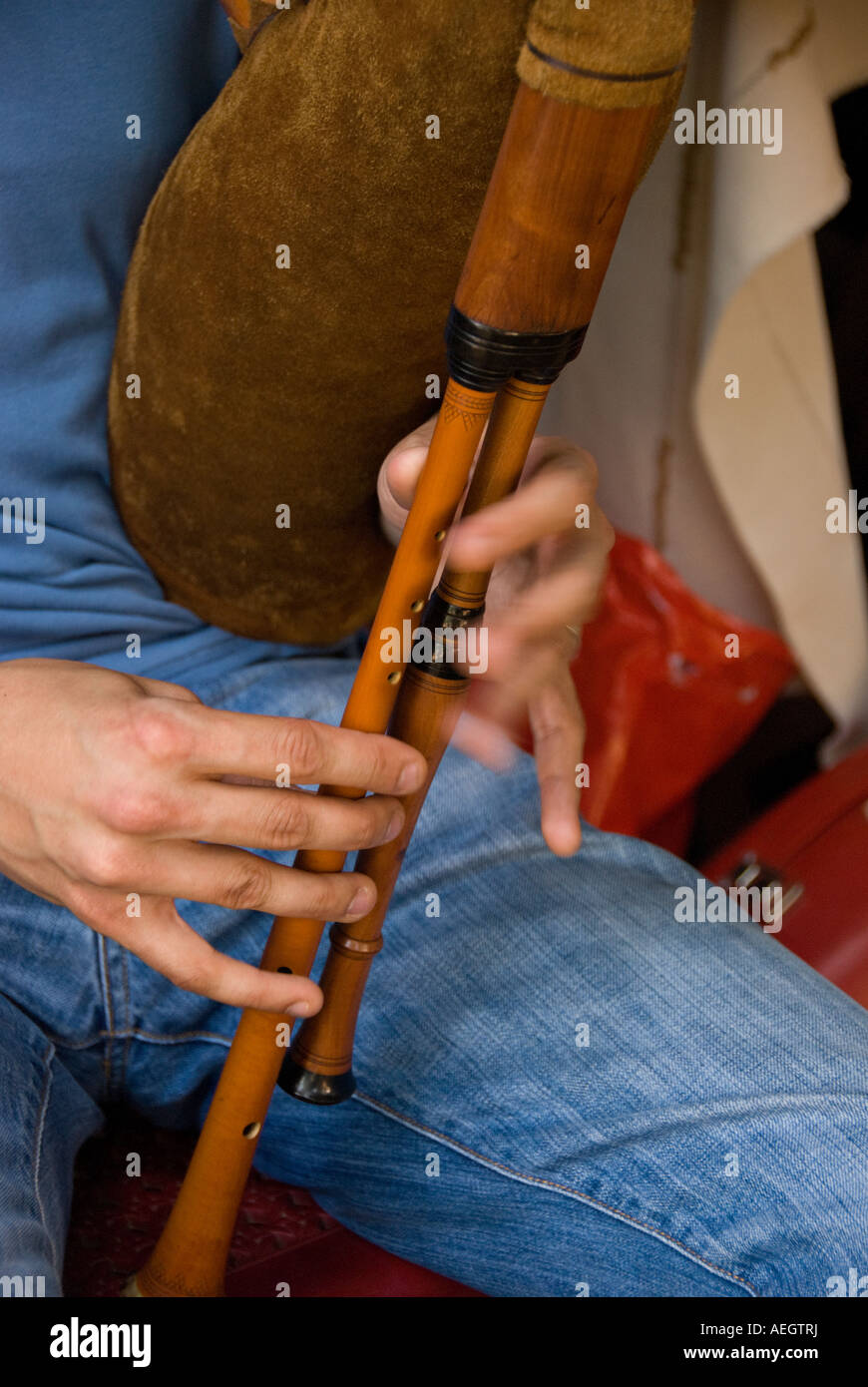 Musician playing bagpipes Stock Photo - Alamy