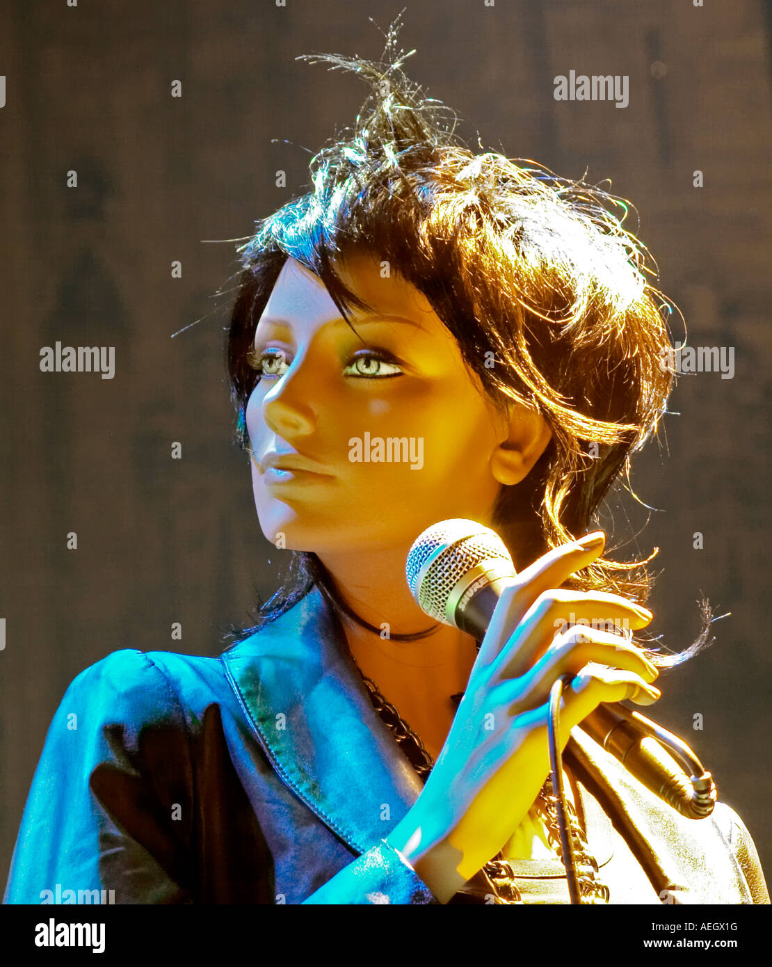 Female dummy singer Stock Photo - Alamy