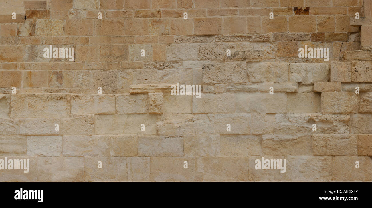 Shell limestone walls hi-res stock photography and images - Alamy