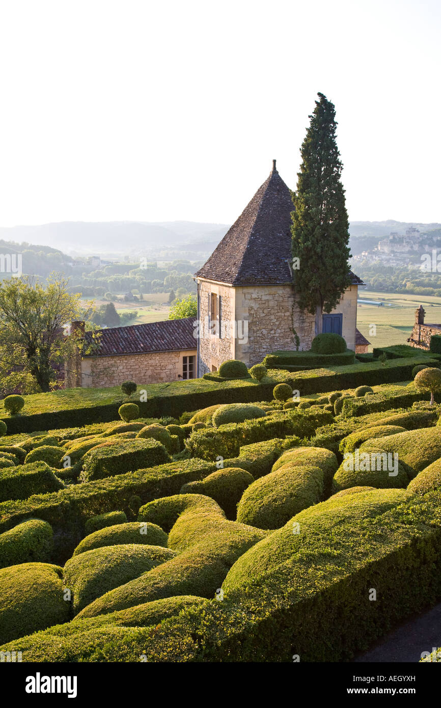 Gardens at Chateau de Marqueyssac in the Dordogne / Perigord region of ...