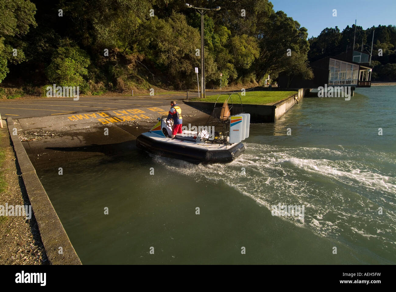 Amphibian ramp hi-res stock photography and images - Alamy