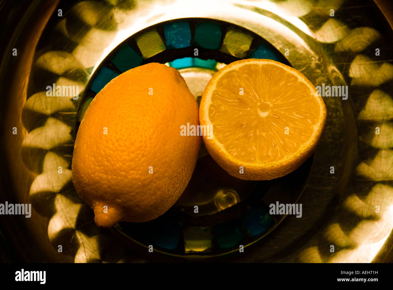 A PLATE OF LEMON Stock Photo - Alamy