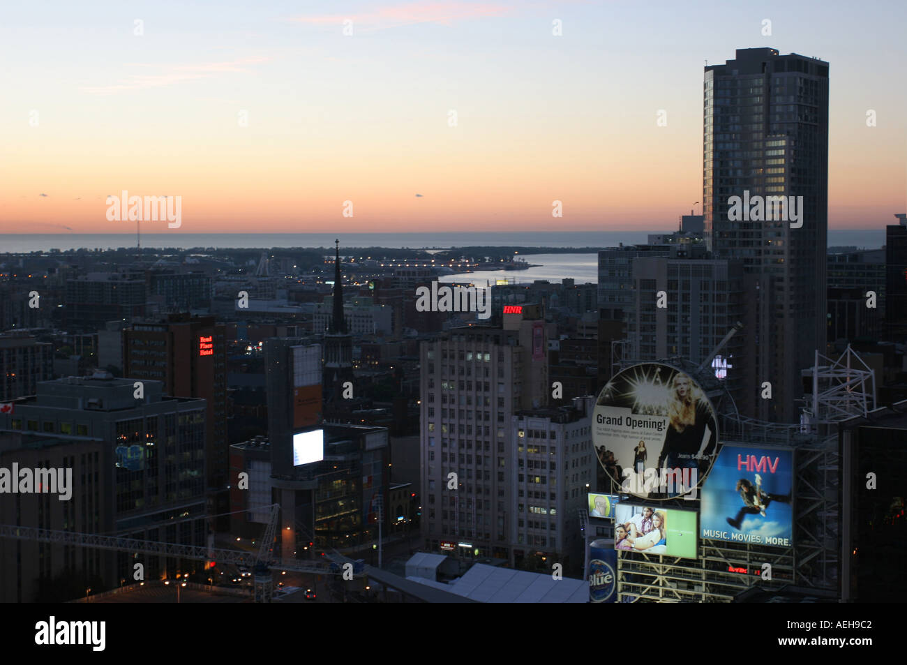 Skyline of downtown toronto at dawn Stock Photo - Alamy