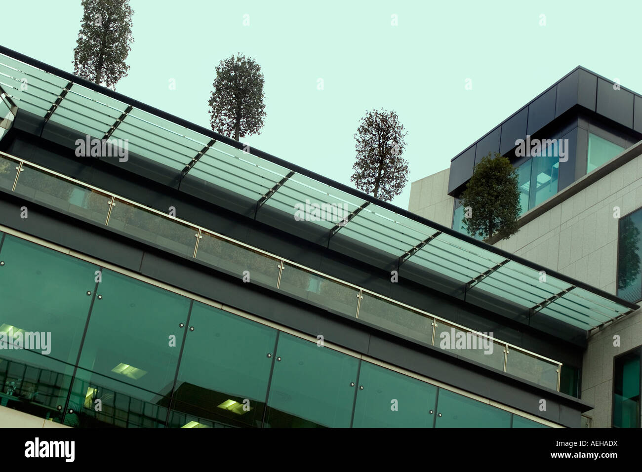 Office roof garden hi-res stock photography and images - Alamy