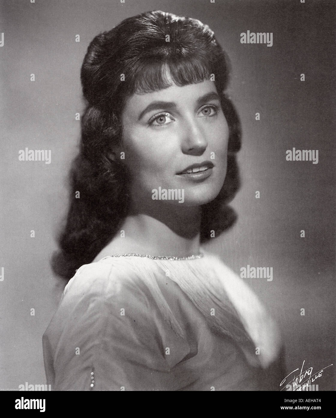 LORETTA LYNN US Country singer Stock Photo - Alamy