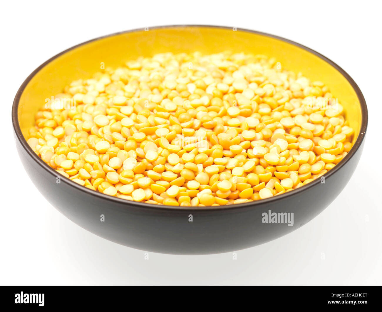 Yellow lentils pulses bowl hi-res stock photography and images - Alamy