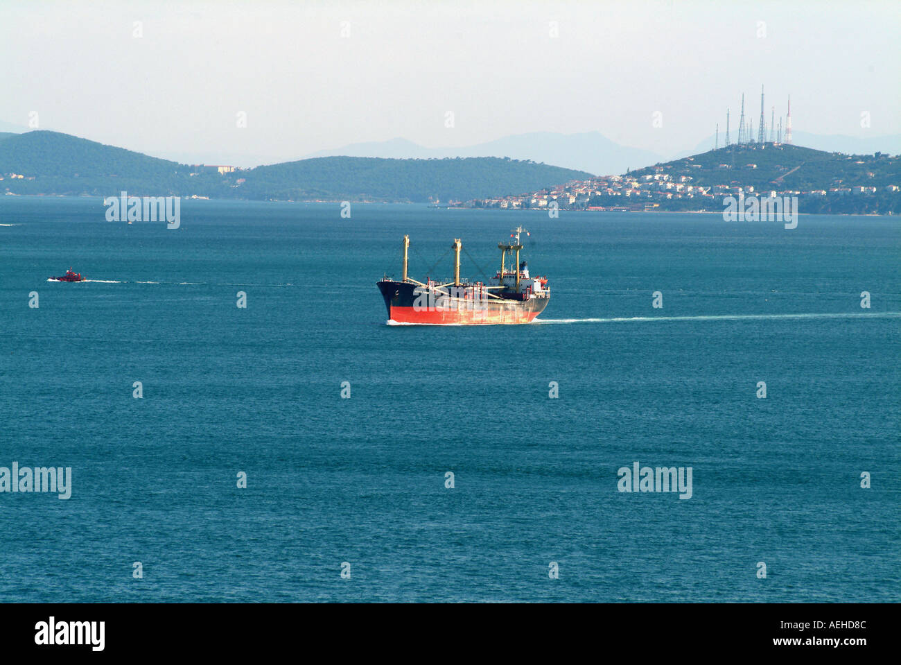 Bosphorus straits dividing Europe and Asia Stock Photo - Alamy