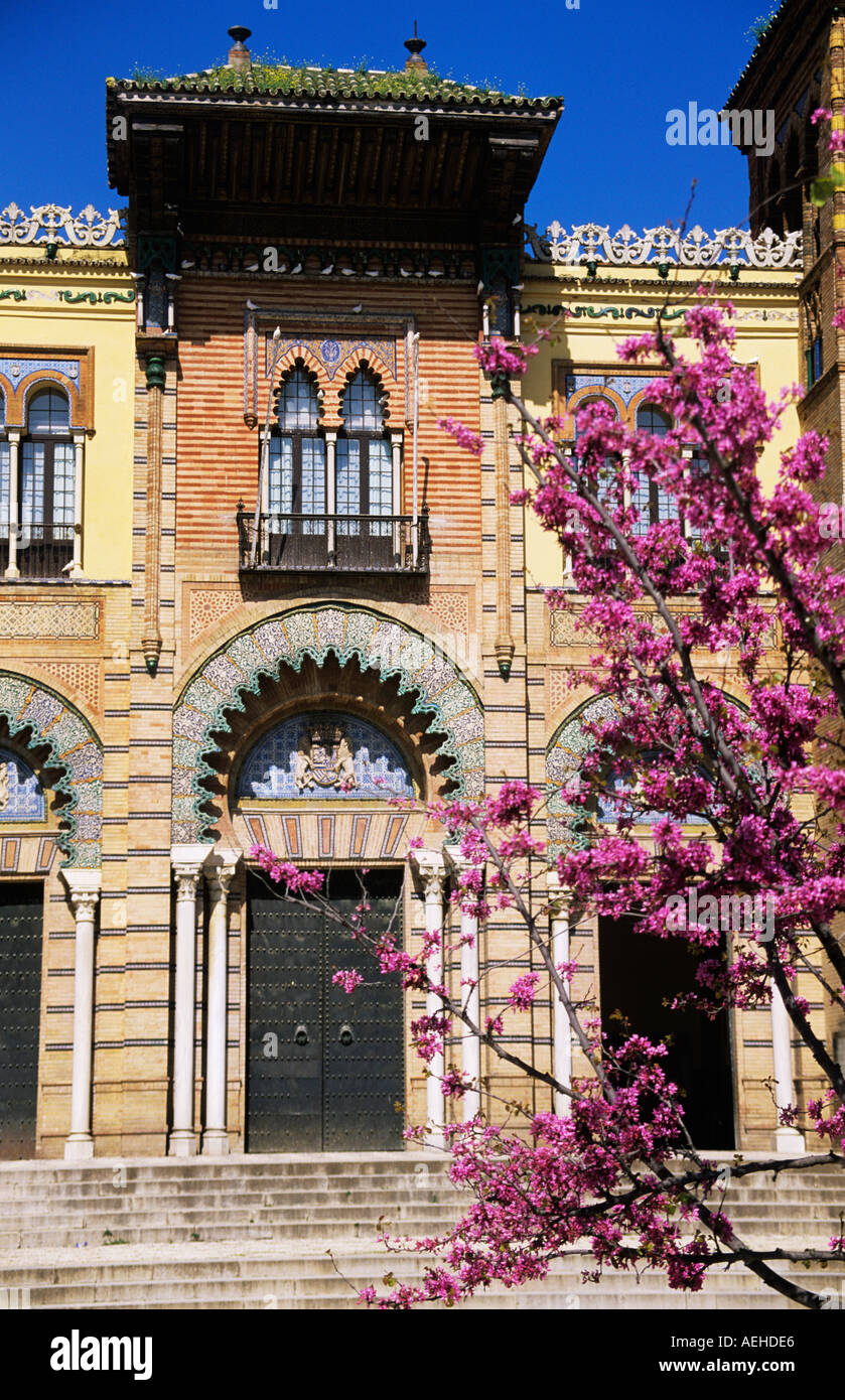 Seville plaza de las americas hi-res stock photography and images - Alamy