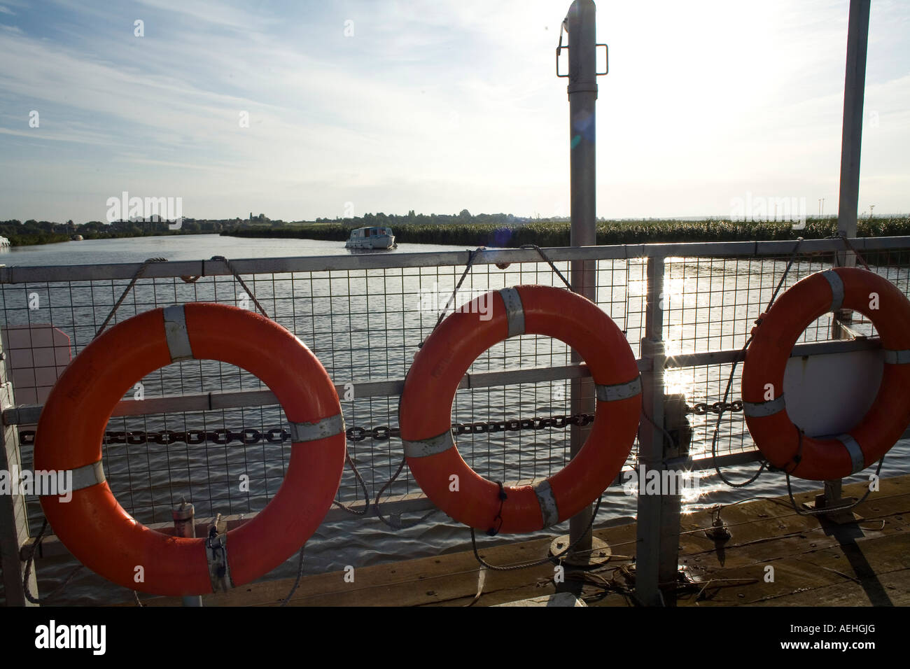 Reedham ferry hi-res stock photography and images - Alamy