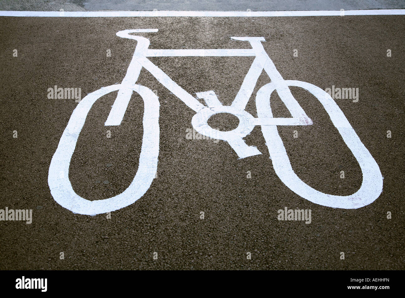 Cycling lane sign Stock Photo - Alamy