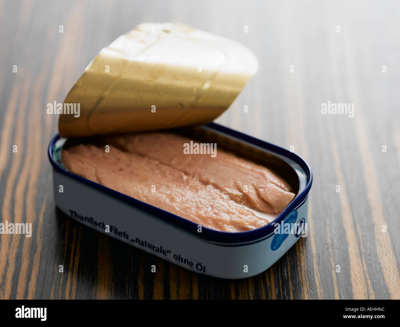 Image of canned fish hi-res stock photography and images - Alamy