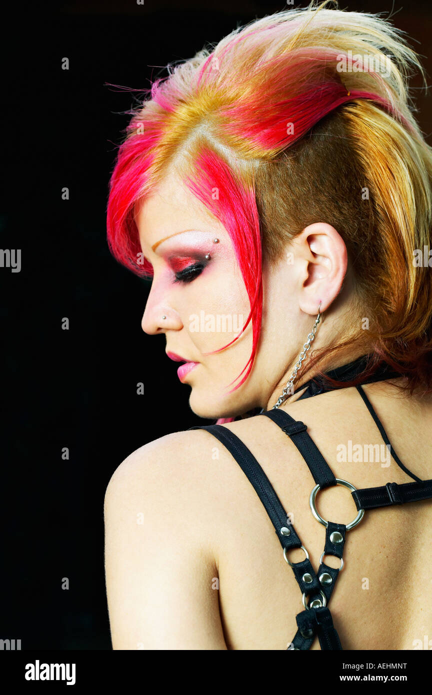 Punk girls hi-res stock photography and images - Alamy
