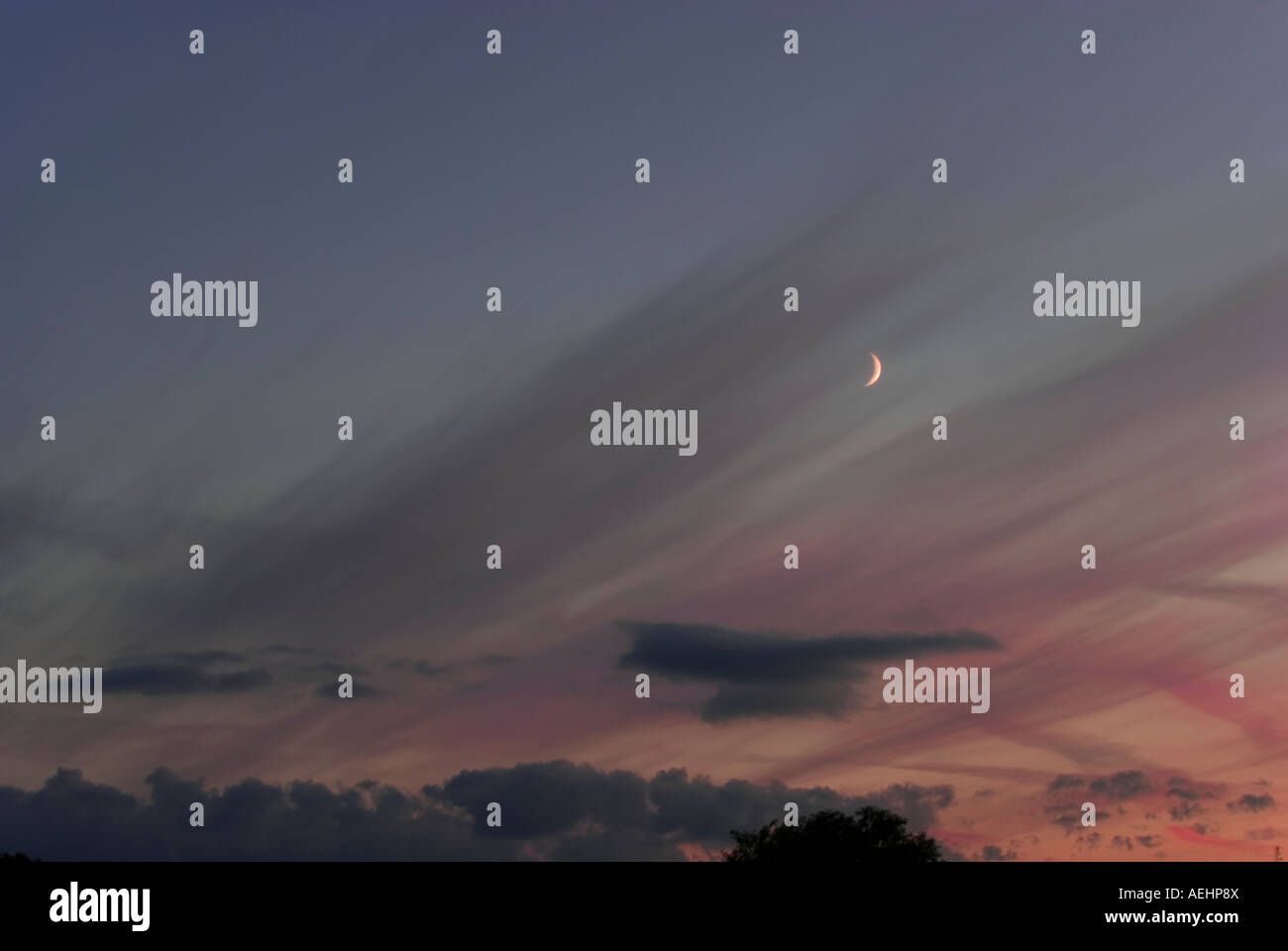 Cirrus with moon hi-res stock photography and images - Alamy
