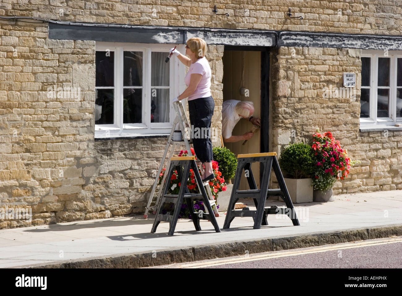 Maintaining listed buildings hi-res stock photography and images - Alamy