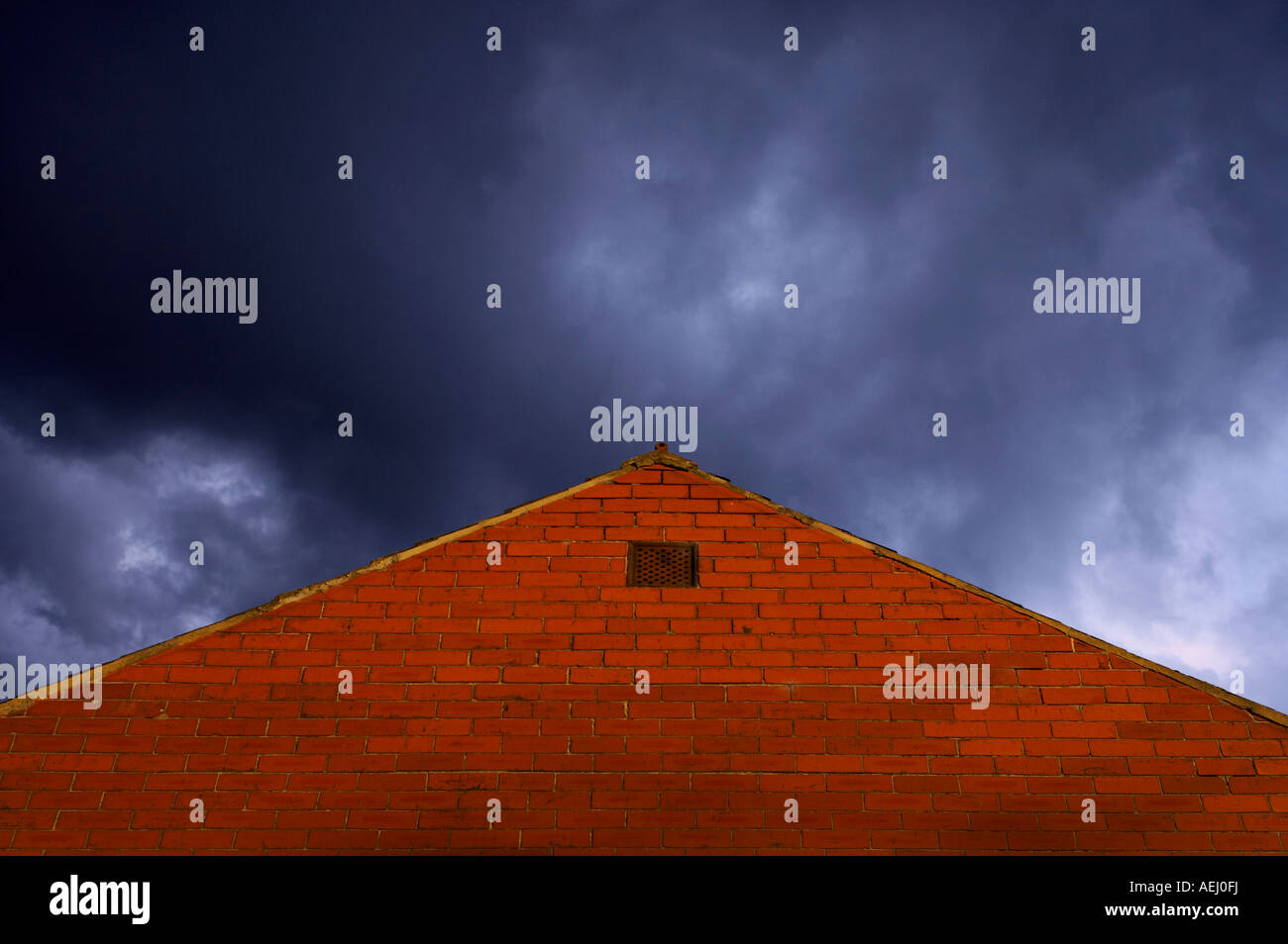 Gable End House High Resolution Stock Photography and Images - Alamy