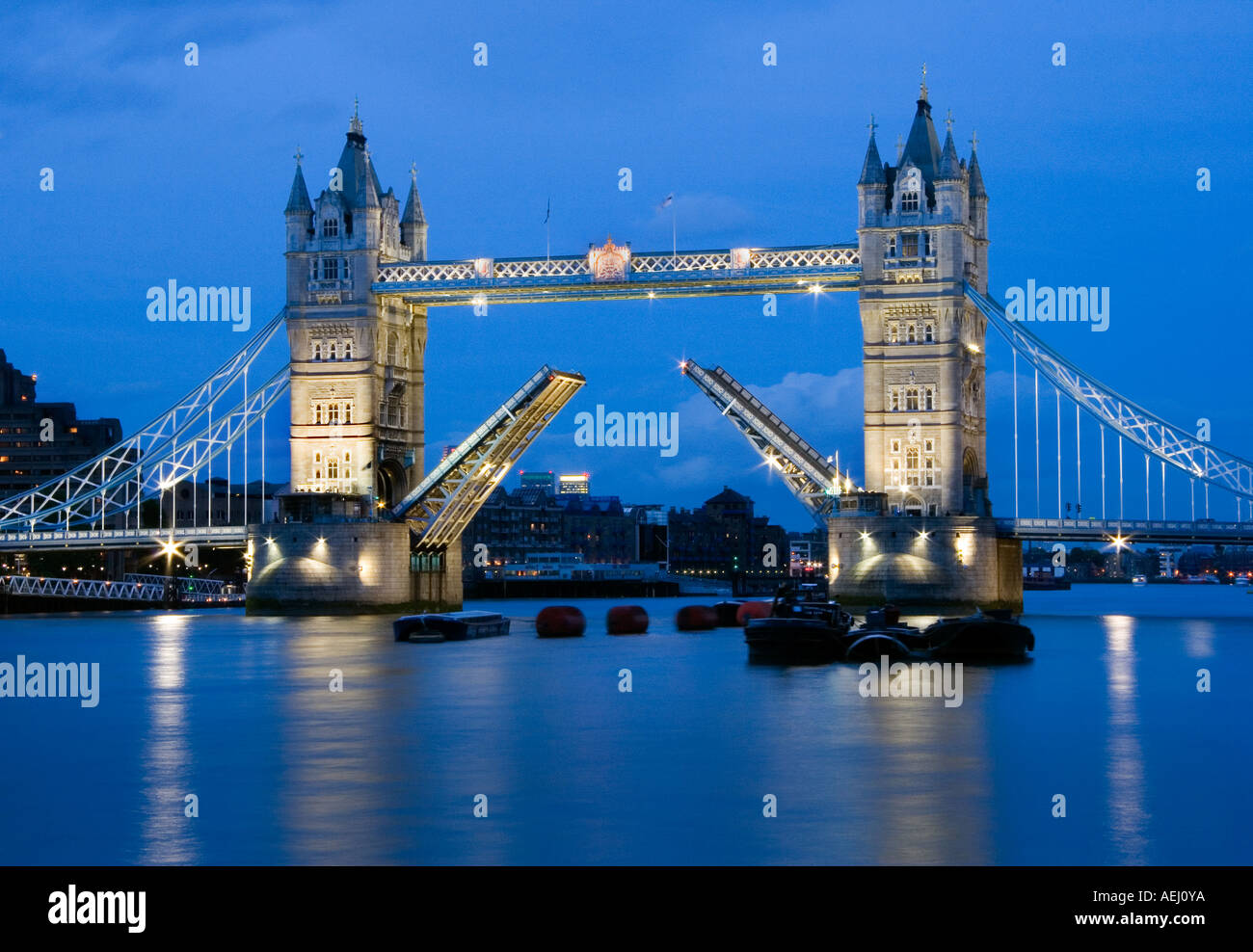 Tower Of London Opening High Resolution Stock Photography and Images ...