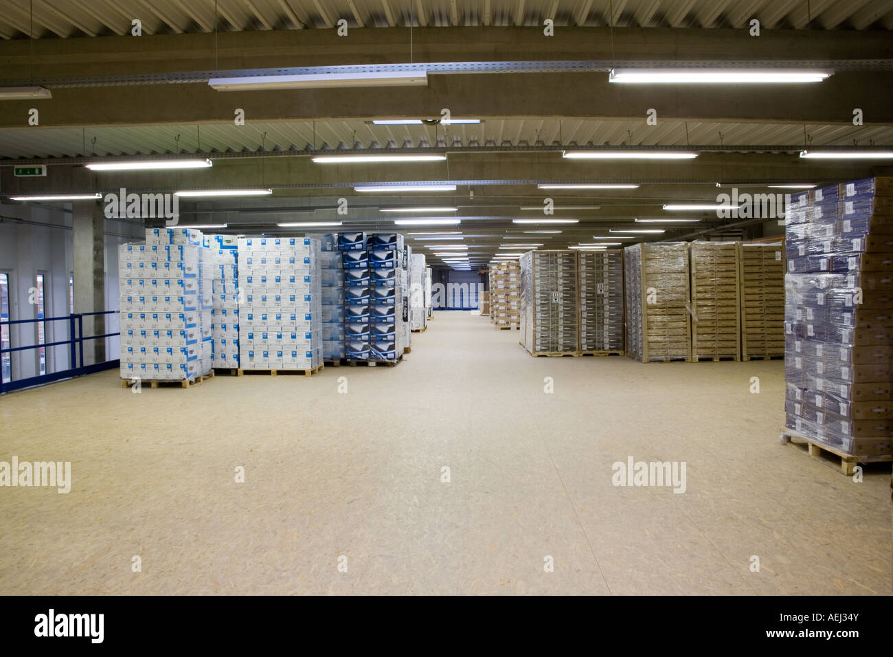 inside a Warehouse Stock Photo - Alamy