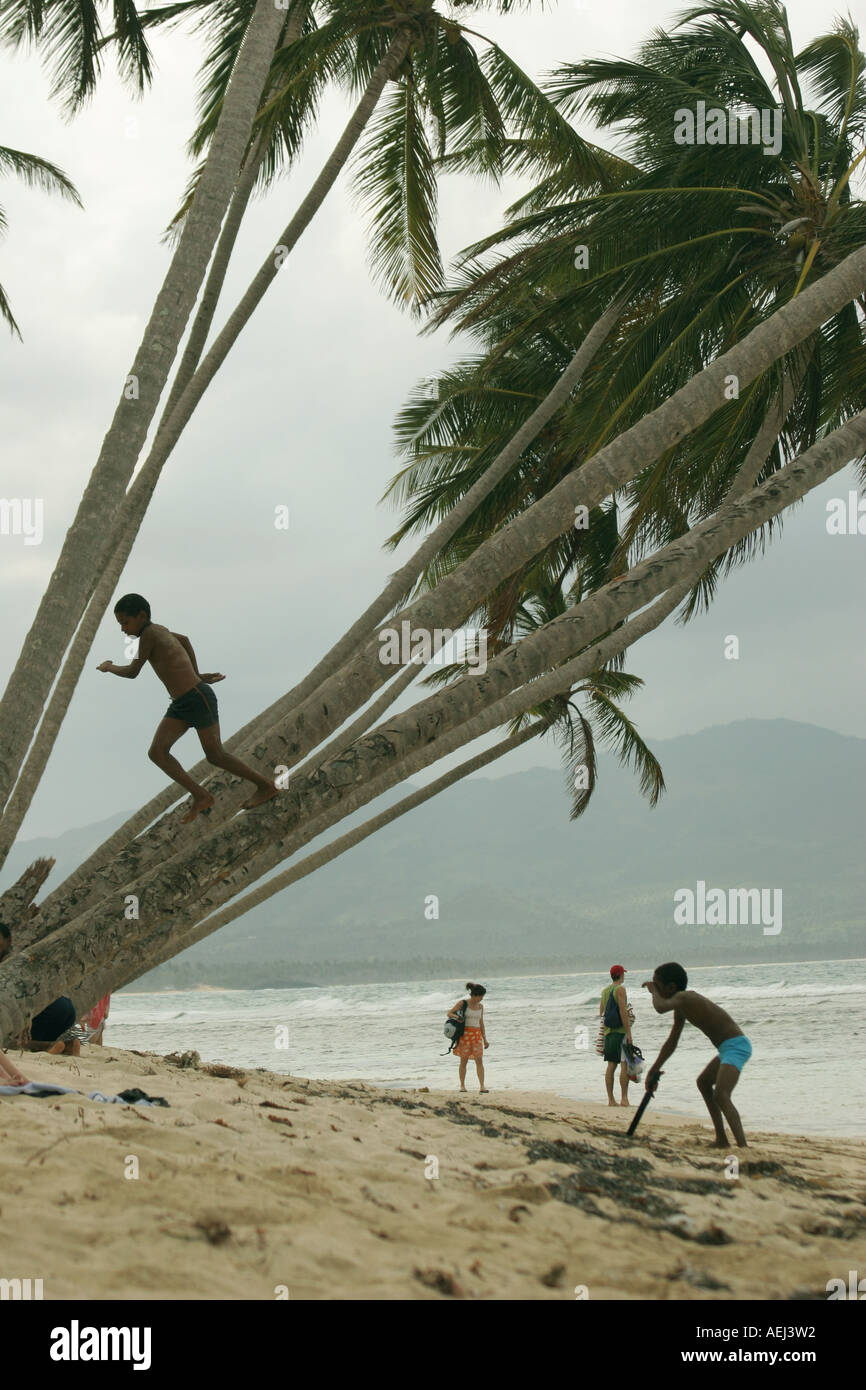 Poor Dominicana Children High Resolution Stock Photography and Images ...