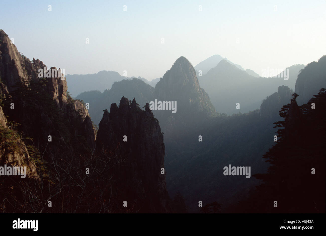 Jagged mountain peaks, Huangshan Mountains, Anhui, China Stock Photo ...