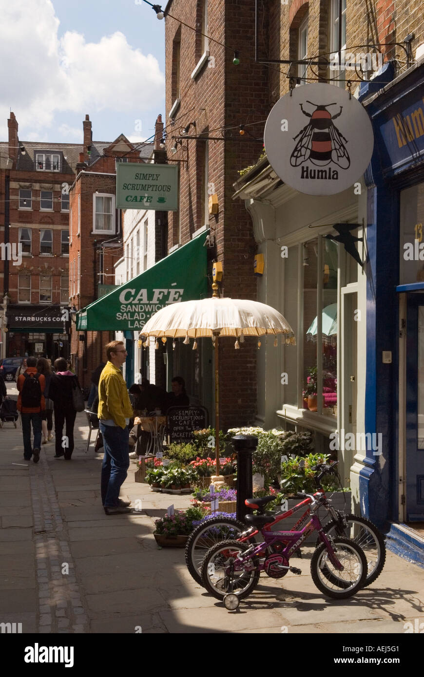 Flask walk hampstead london hi-res stock photography and images - Alamy