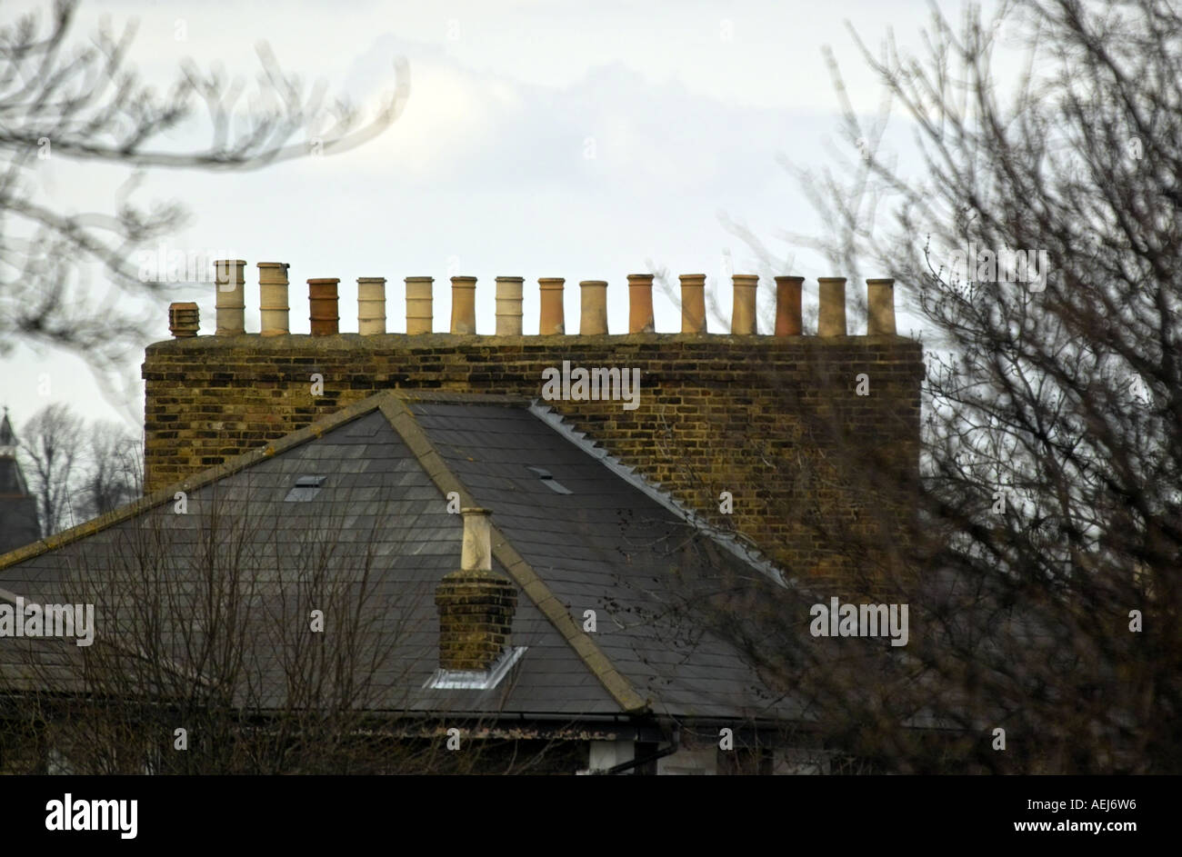 Chimney Chimneys Pottery Stock Photos & Chimney Chimneys Pottery Stock ...