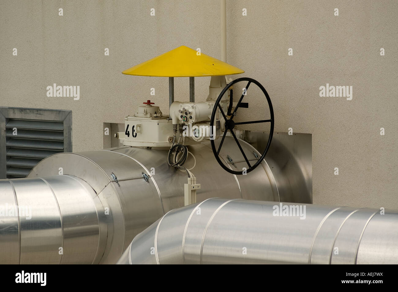 Pipe tube hi-res stock photography and images - Alamy