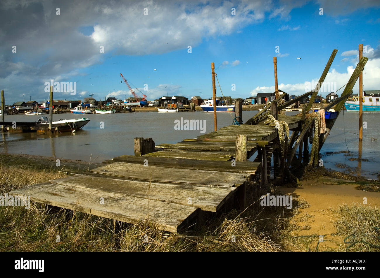 Crumbling jetty hi-res stock photography and images - Alamy