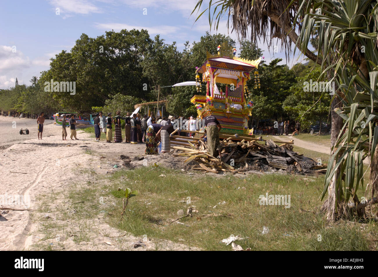 Bali cremation beach hi-res stock photography and images - Alamy