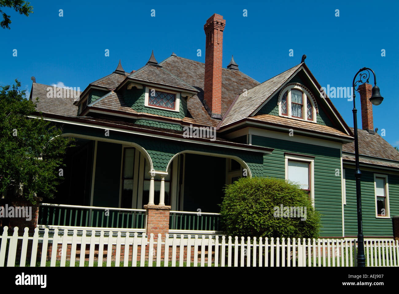 Painting front hi-res stock photography and images - Alamy