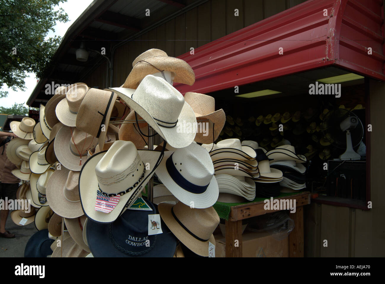 Display of Texan hats for sale Stock Photo - Alamy