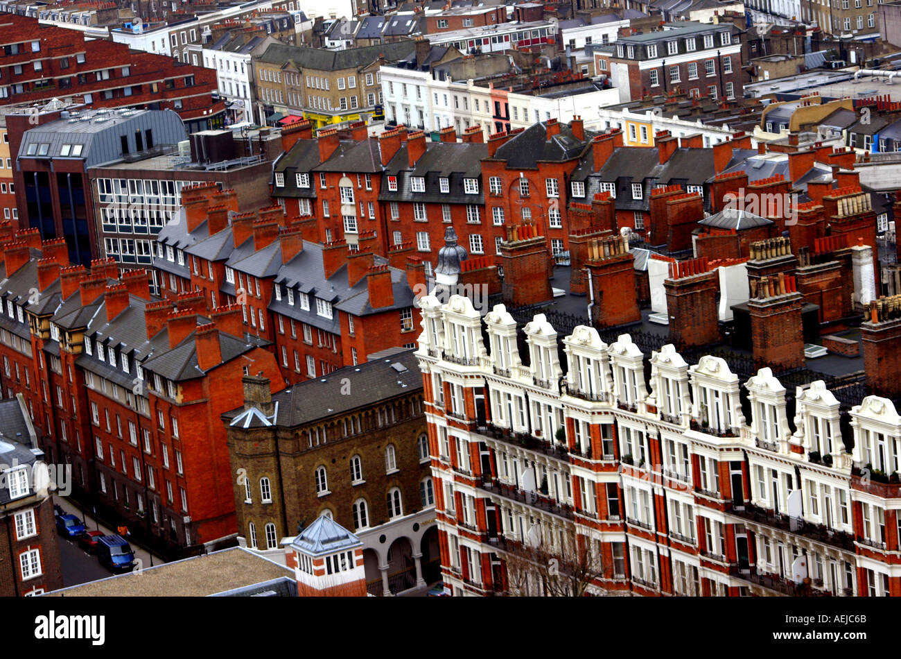 Gray buildings hi-res stock photography and images - Alamy