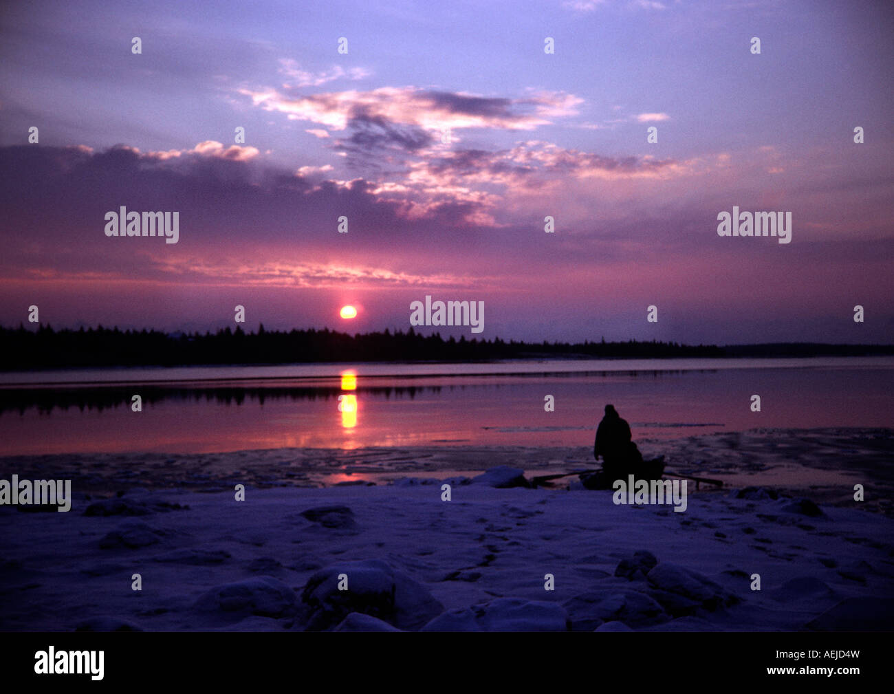 Hunters get ready hi-res stock photography and images - Alamy