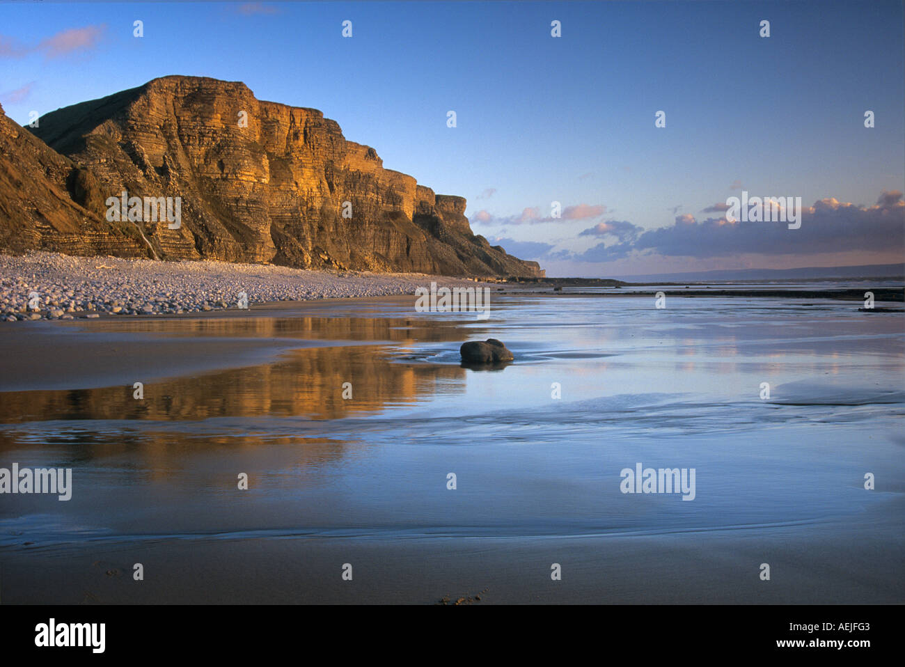 Heritage coast at wick beach hi-res stock photography and images - Alamy