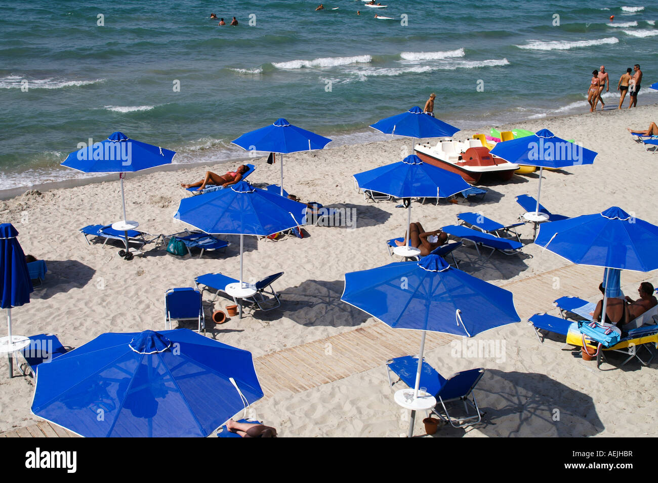 Beach cos hi-res stock photography and images - Alamy
