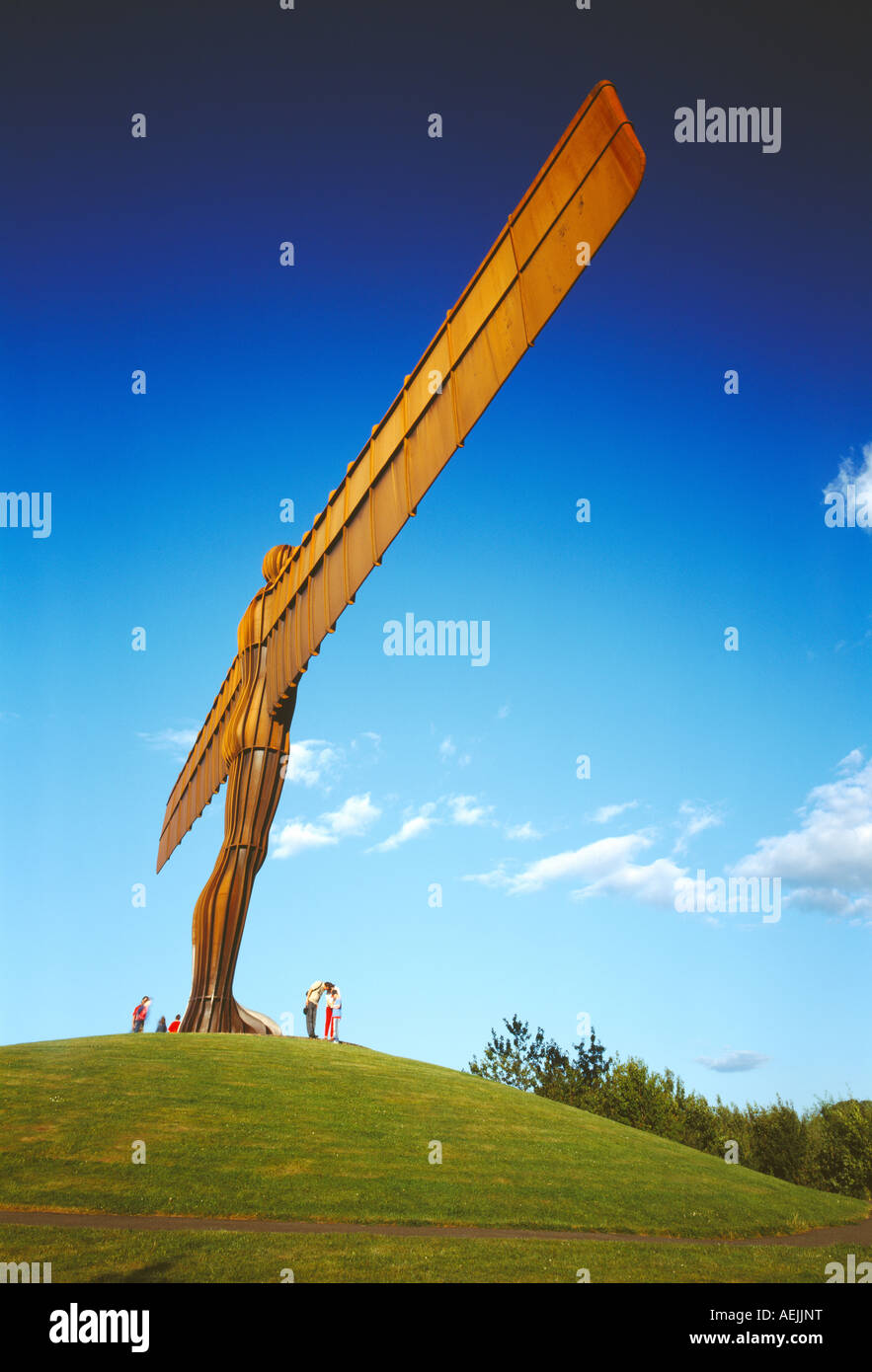 Daytime view of the Gateshead Angel of the North, Tyne and Wear Stock ...